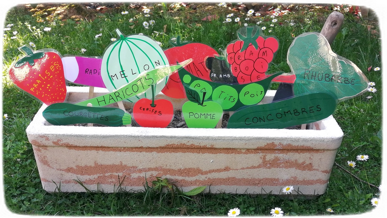 Fabriquer des pancartes pour le potager {Activité} - Maman Sur Le Fil