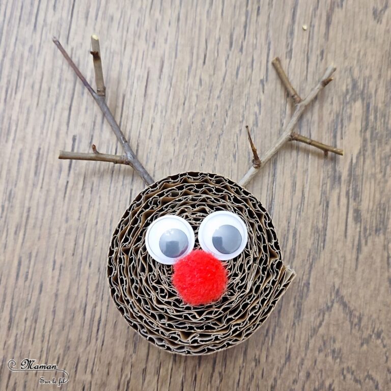 Rennes de Noël en carton enroulé {Activité} - Maman Sur Le Fil