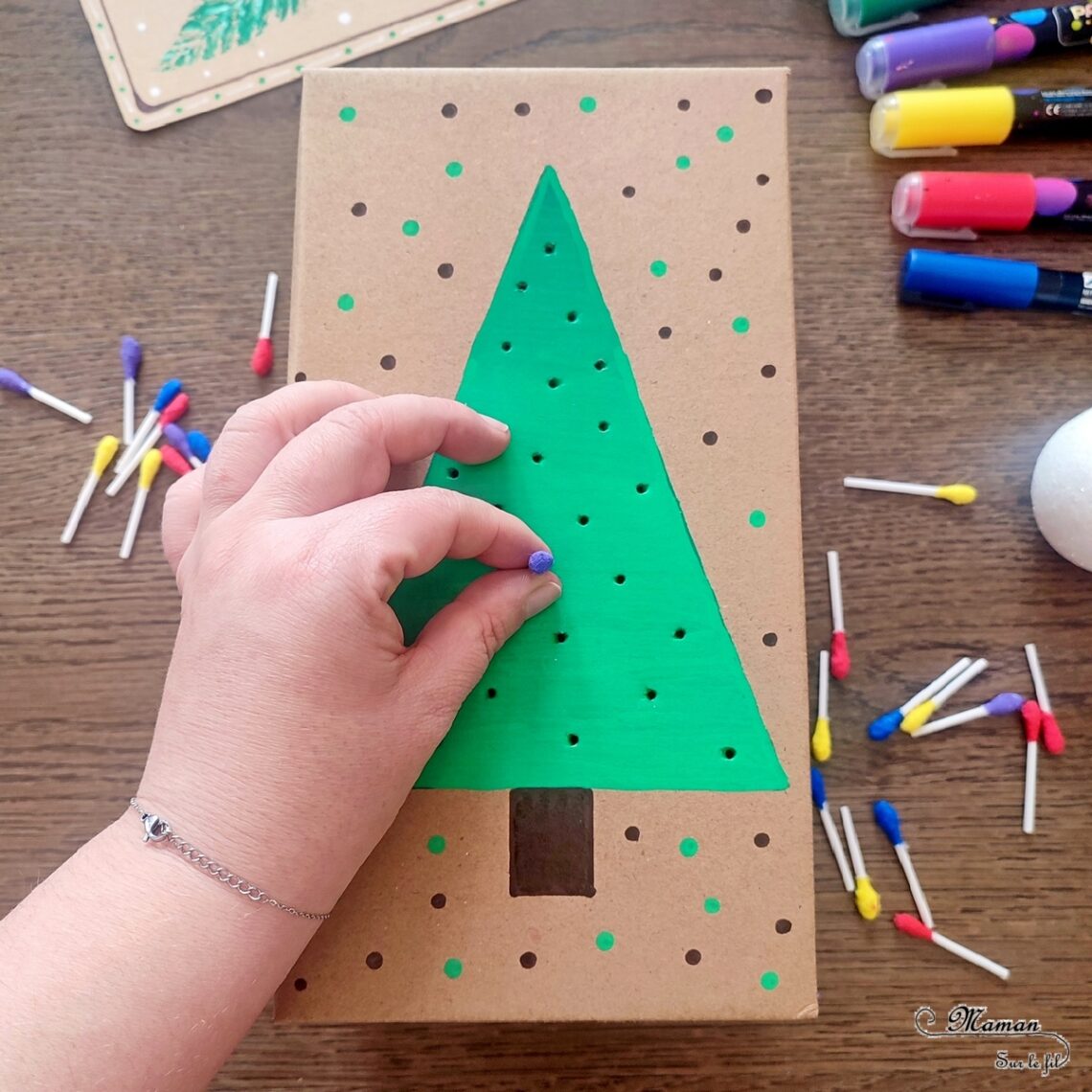 Sapin à décorer avec des cotons-tiges {Activité} - Maman Sur Le Fil