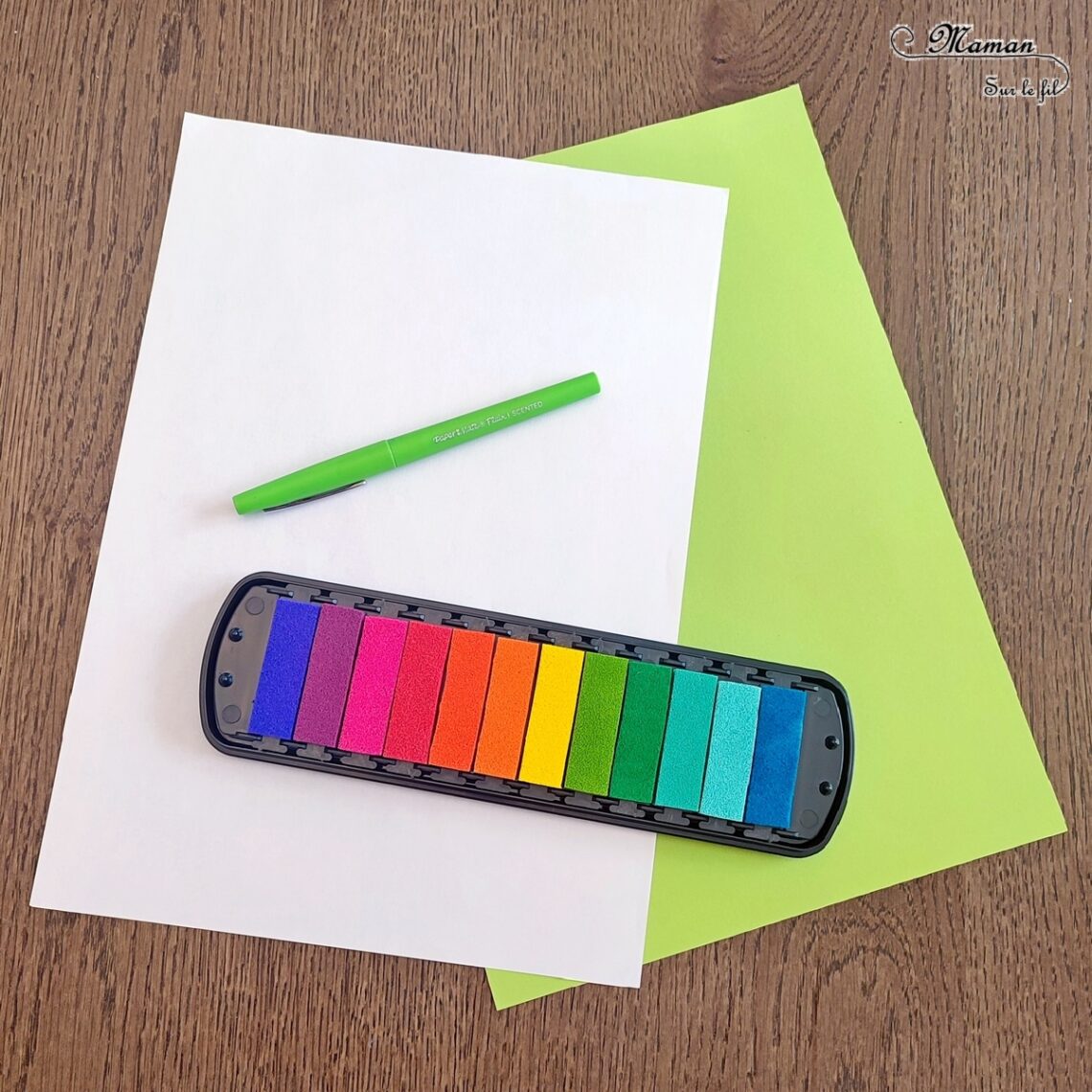 Trèfles de la Saint-Patrick en empreintes de doigts {Activité} - Maman ...