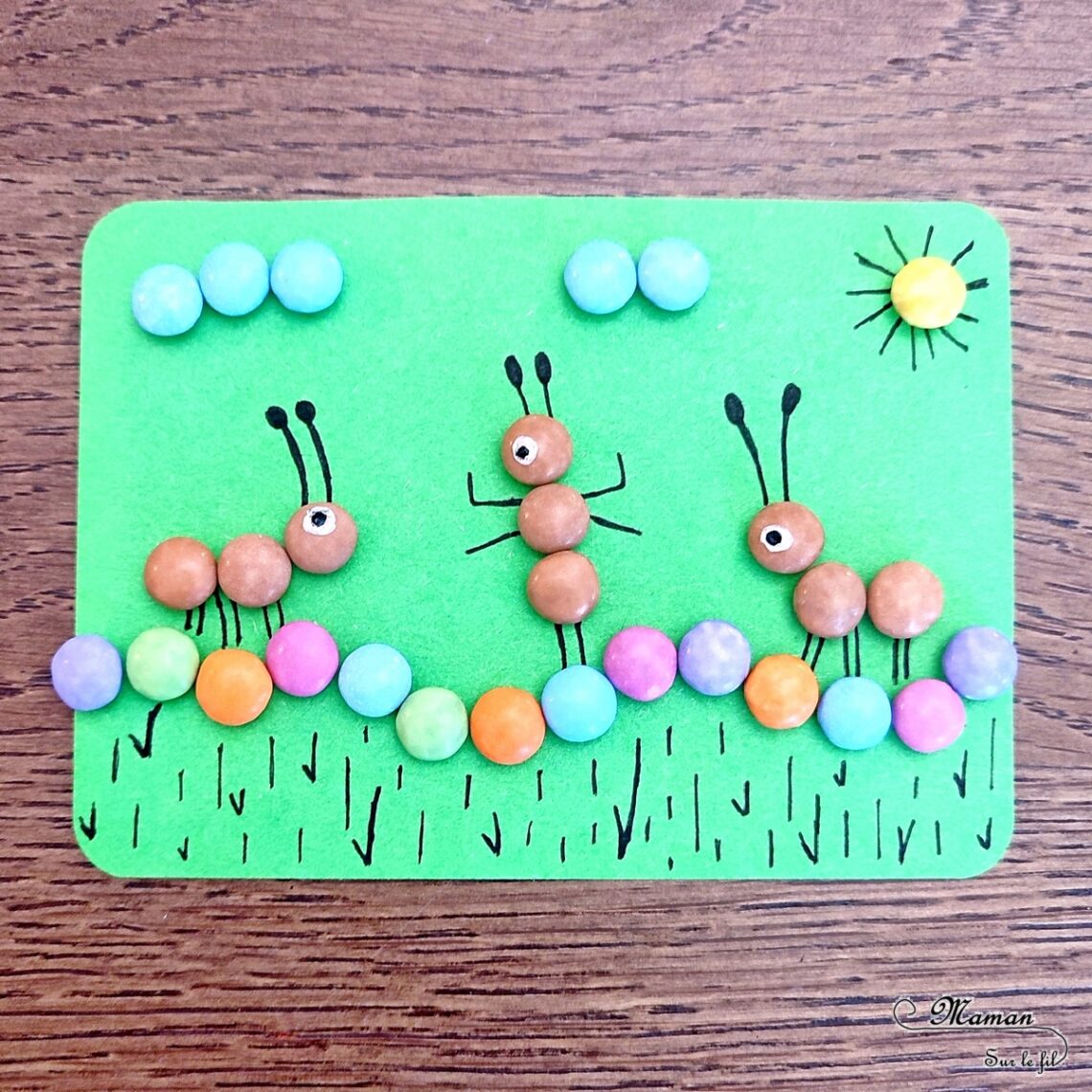 Petit tableau Fourmis avec des Smarties® {Activité} - Maman Sur Le Fil