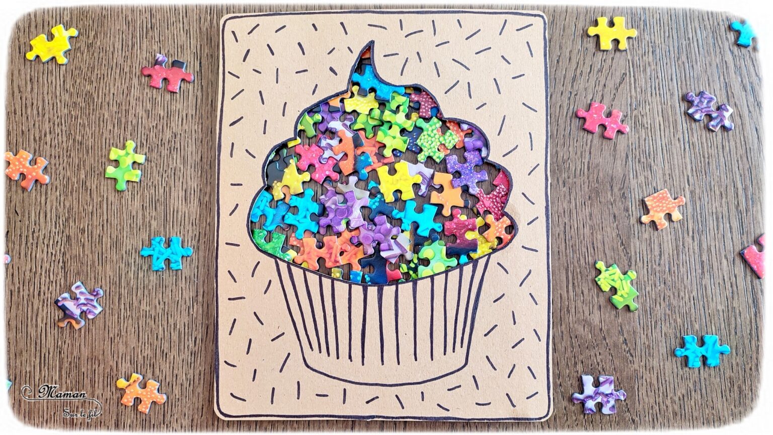 Cupcake en carton à décorer à volonté {Activité} - Maman Sur Le Fil