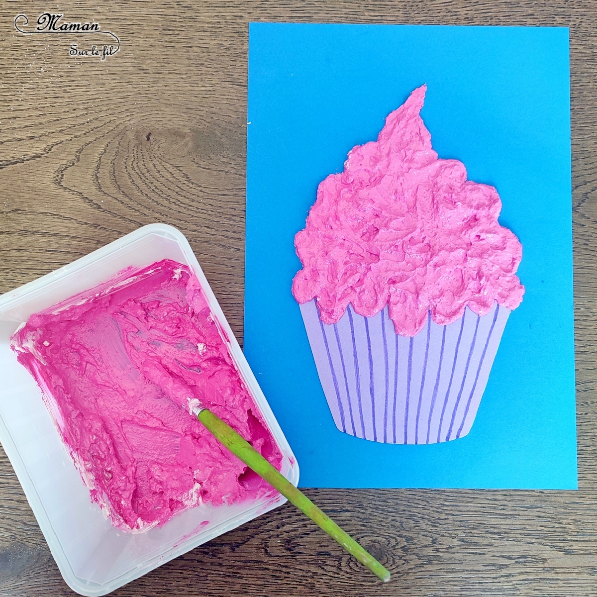 Cupcake en peinture à la farine {Activité} - Maman Sur Le Fil