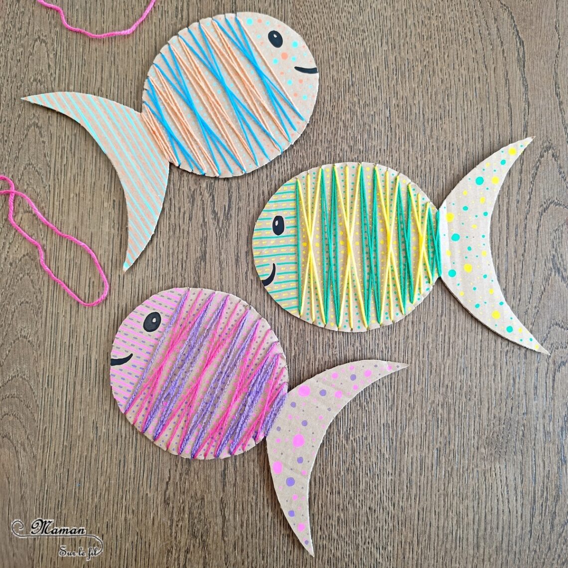 Poissons en carton et laine enroulée {Activité} - Maman Sur Le Fil