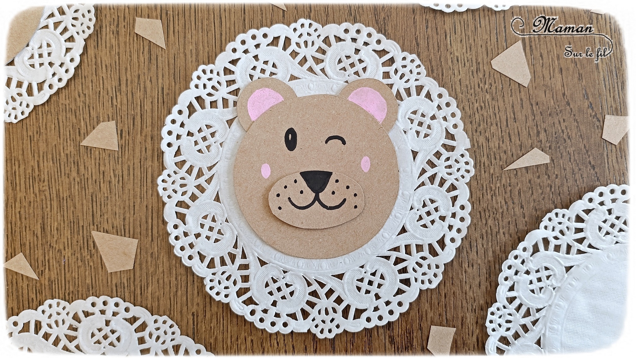 Lions en napperons et carton {Activité} - Maman Sur Le Fil