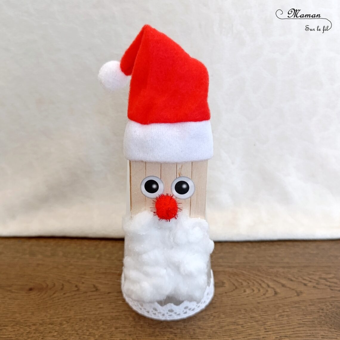 Père Noël lumineux avec un gobelet {Activité} - Maman Sur Le Fil