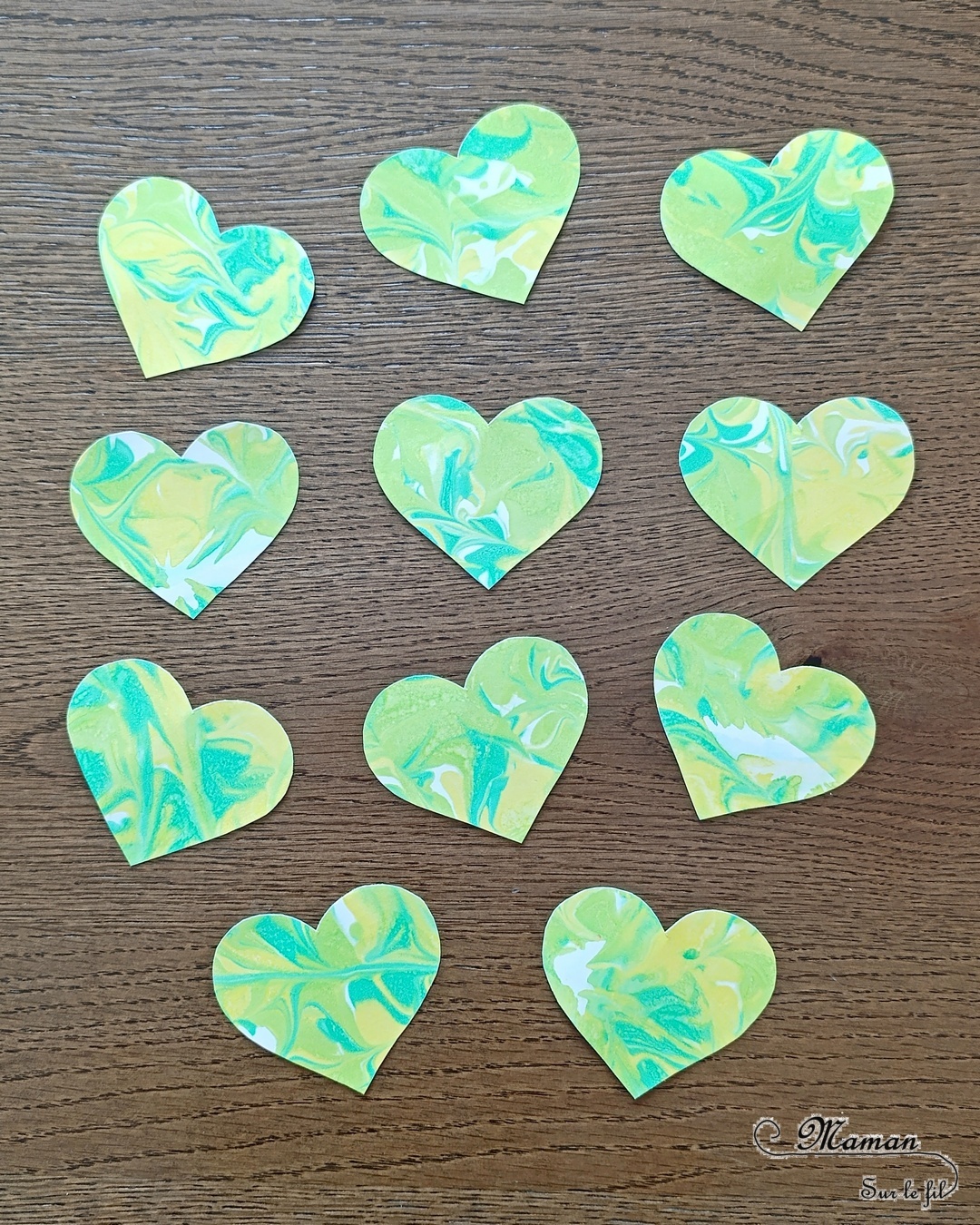 Trèfles de la Saint-Patrick à la mousse à raser {Activité} - Maman Sur ...