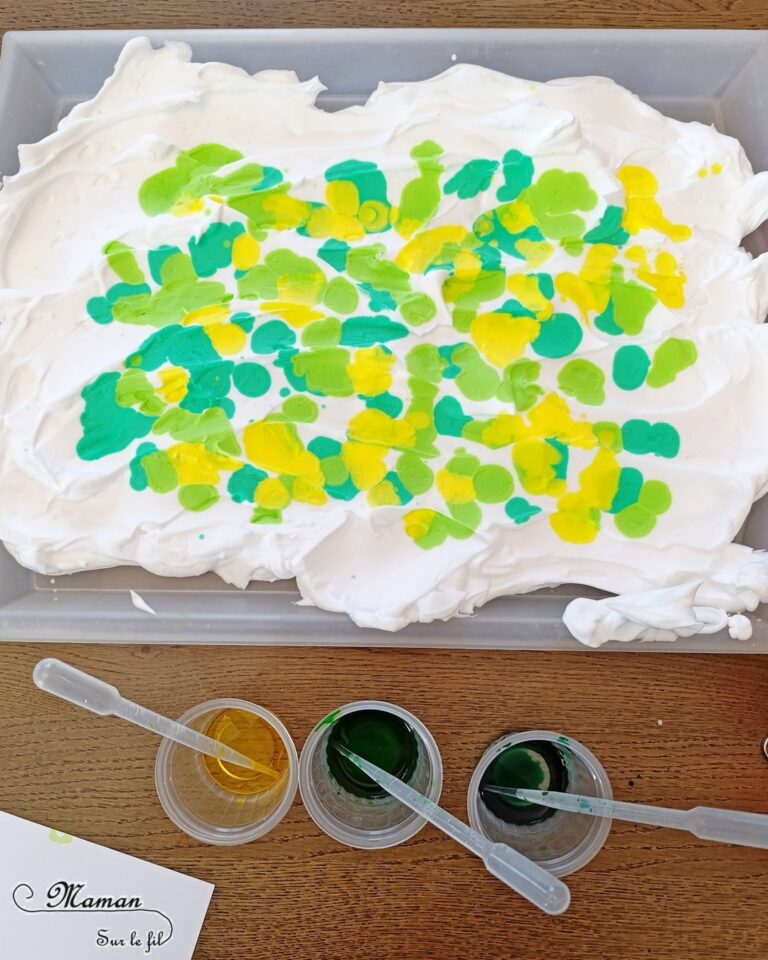 Trèfles de la Saint-Patrick à la mousse à raser {Activité} - Maman Sur ...